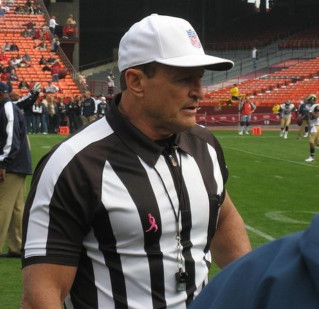 Hochuli has ‘the magic words’ in replay review calls – Football Zebras