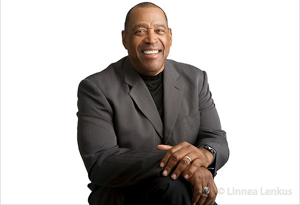 Umpire Chad Brown has died at age 69 | Football Zebras