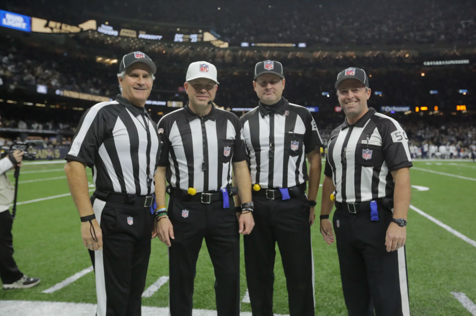 2019-20 bowl officiating assignments – Football Zebras